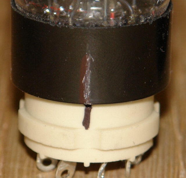 #2. Common tube base configurations: Noval/9-Pin, Octal, Four Pin ...